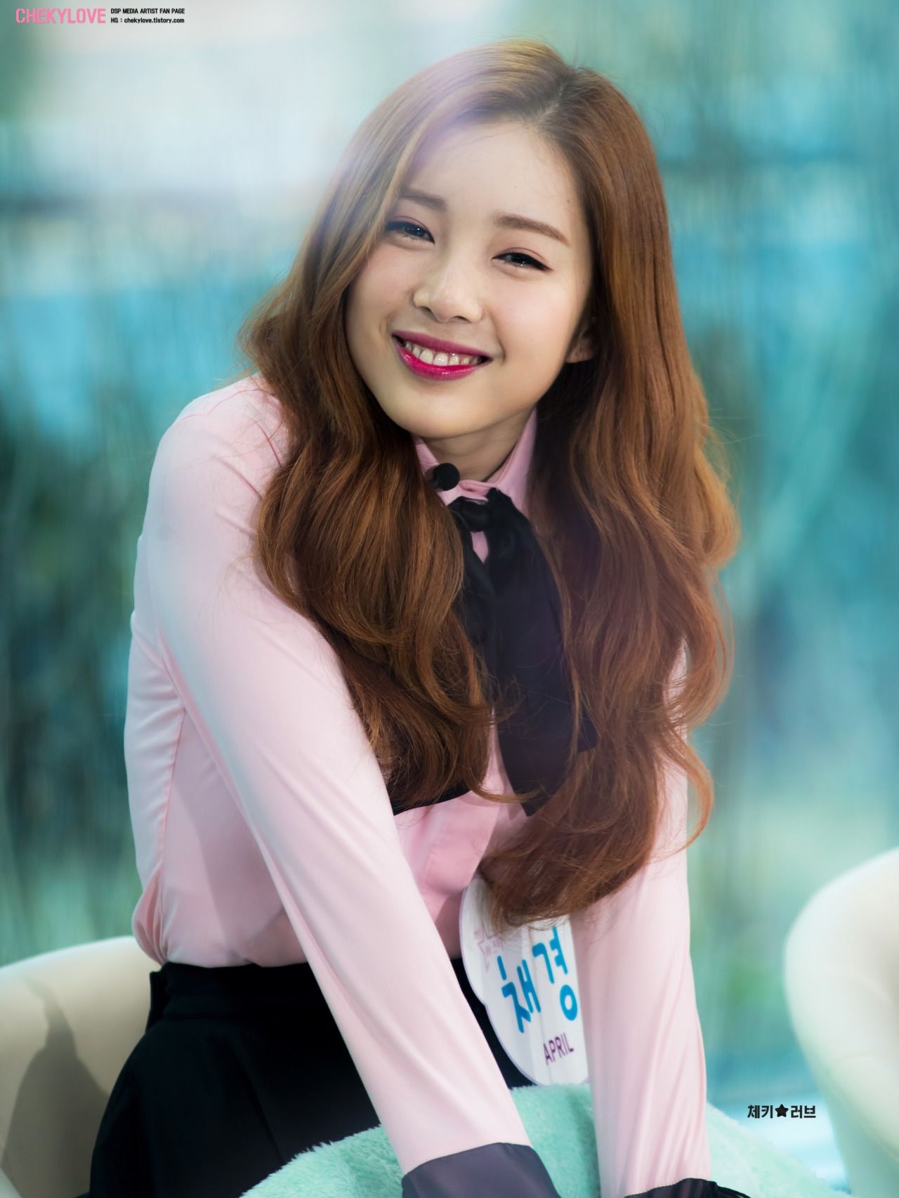 Biodata, Profil dan Fakta Chaekyung (APRIL) - Udah Ketemu